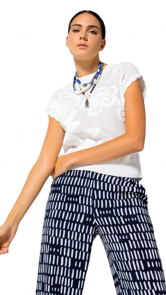 Pull 1236 Caroline Biss